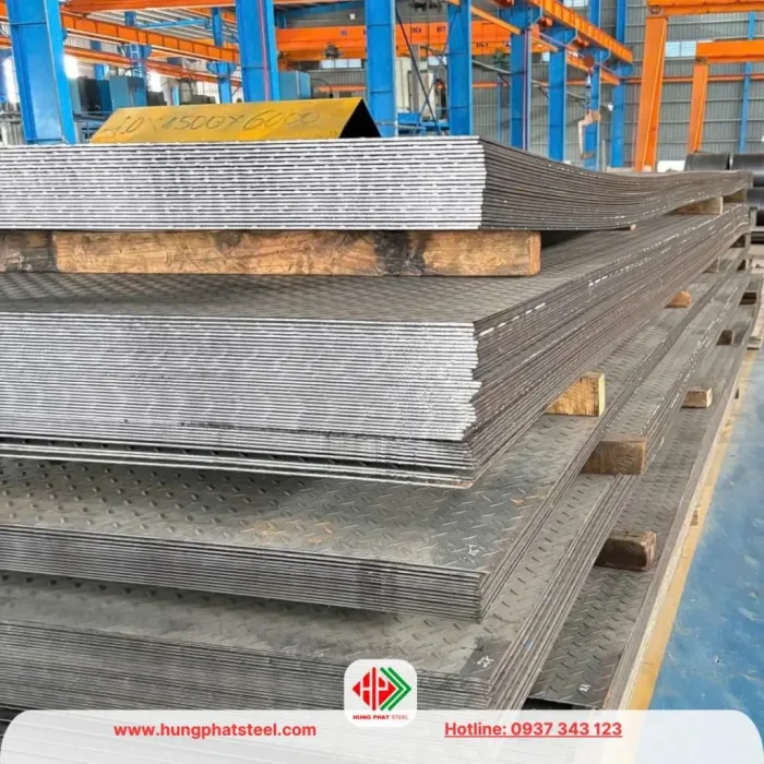 Thép Tấm Gân 4ly (dày 4mm) - Thép Hùng Phát
